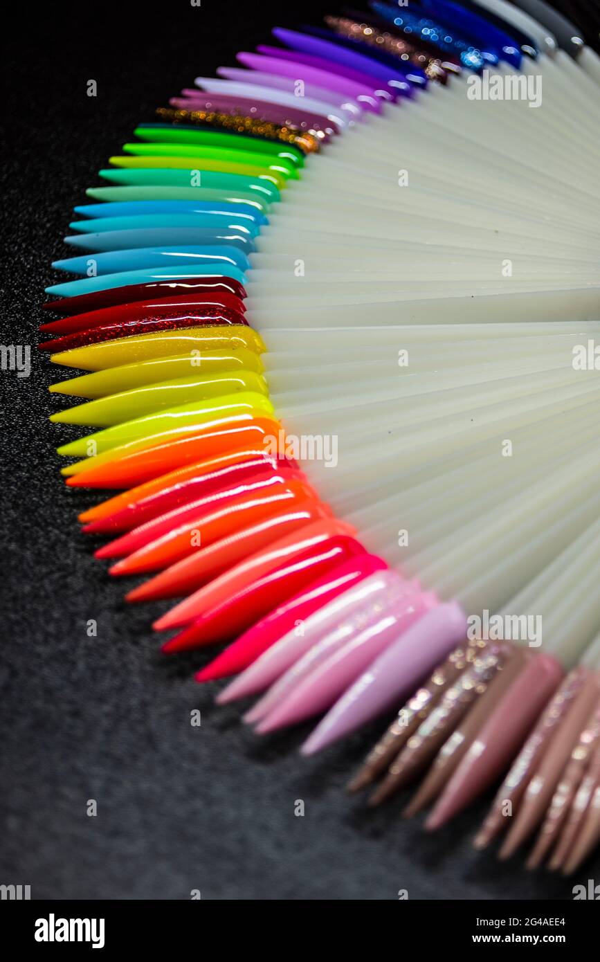 Fake nails hi-res stock photography and images - Alamy