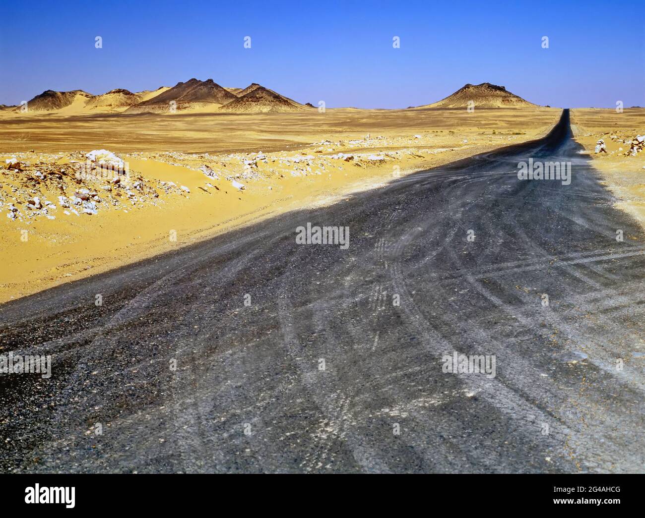 Desert Road, Egypt Stock Photo - Alamy