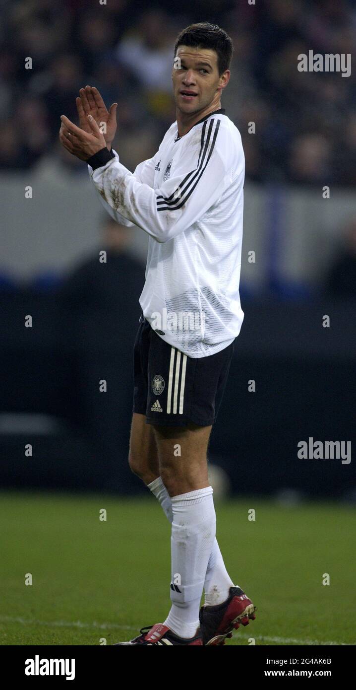 Michael ballack 2002 hi-res stock photography and images - Alamy