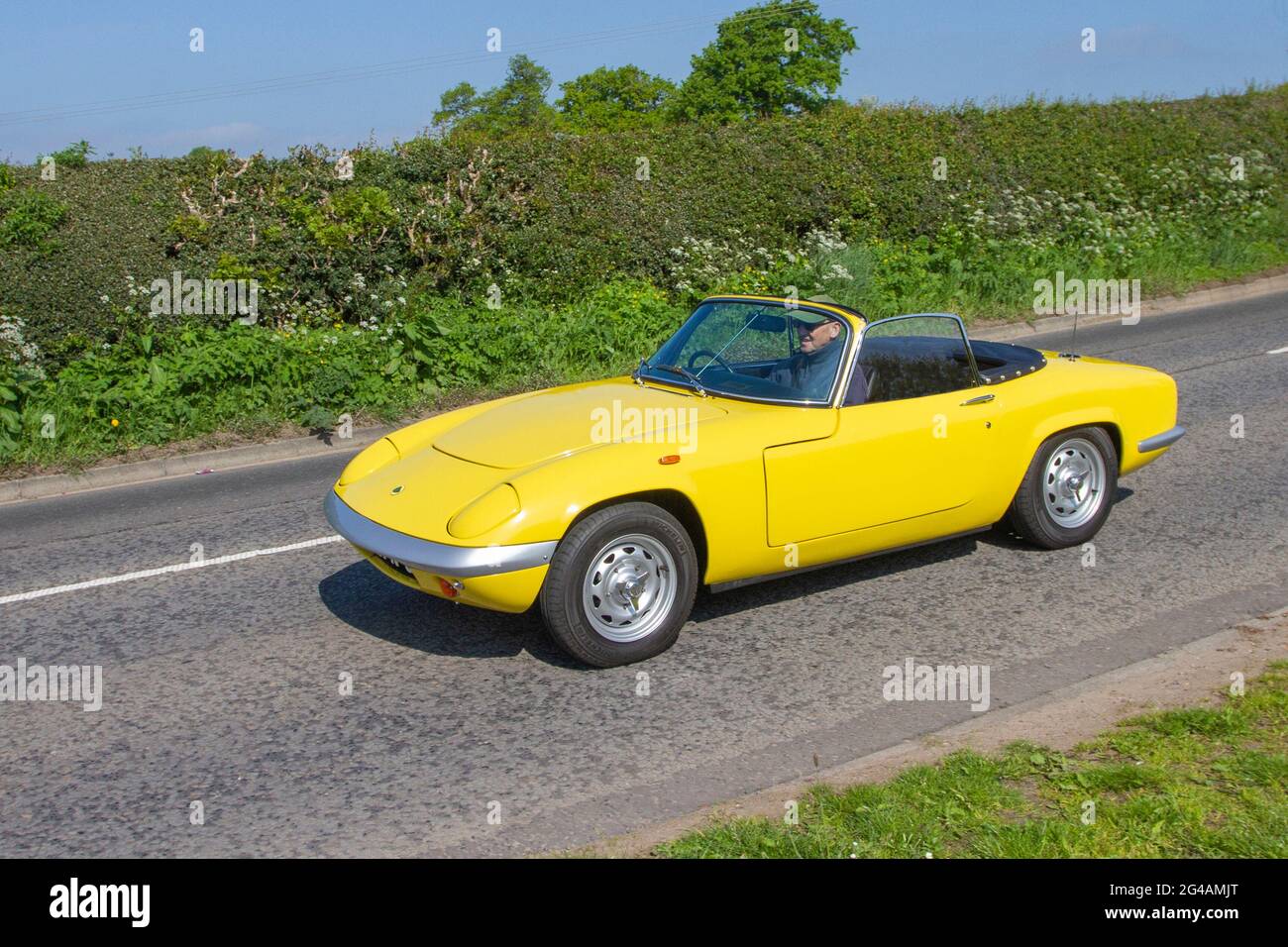 1970 70s yellow Lotus 5 speed manual cabrio, 1558cc petrol sports car ...
