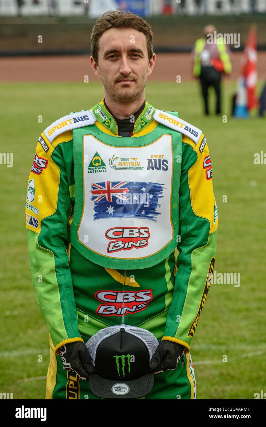Chris holder hi-res stock photography and images - Alamy