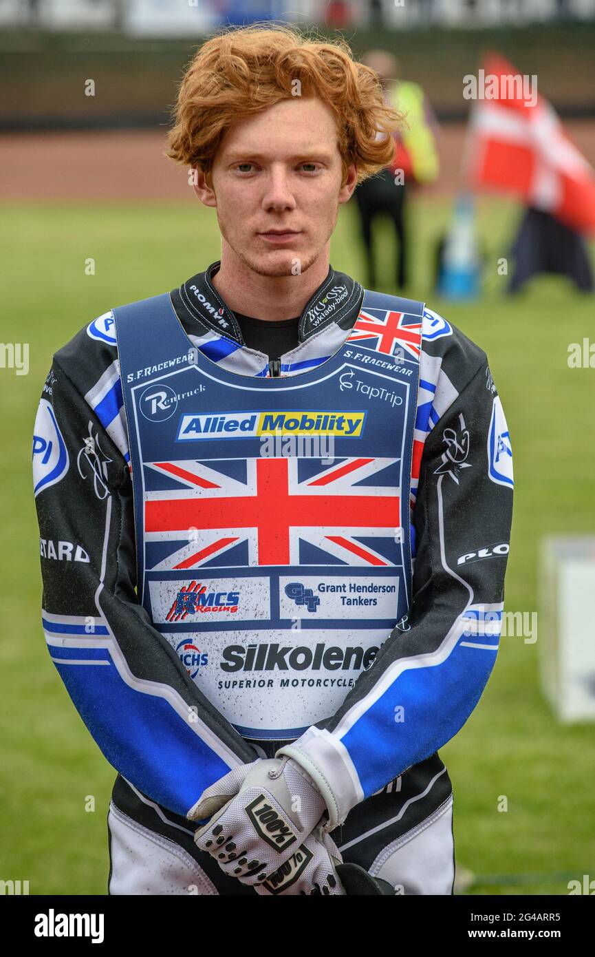 Peugeot ashfield stadium hi-res stock photography and images - Alamy