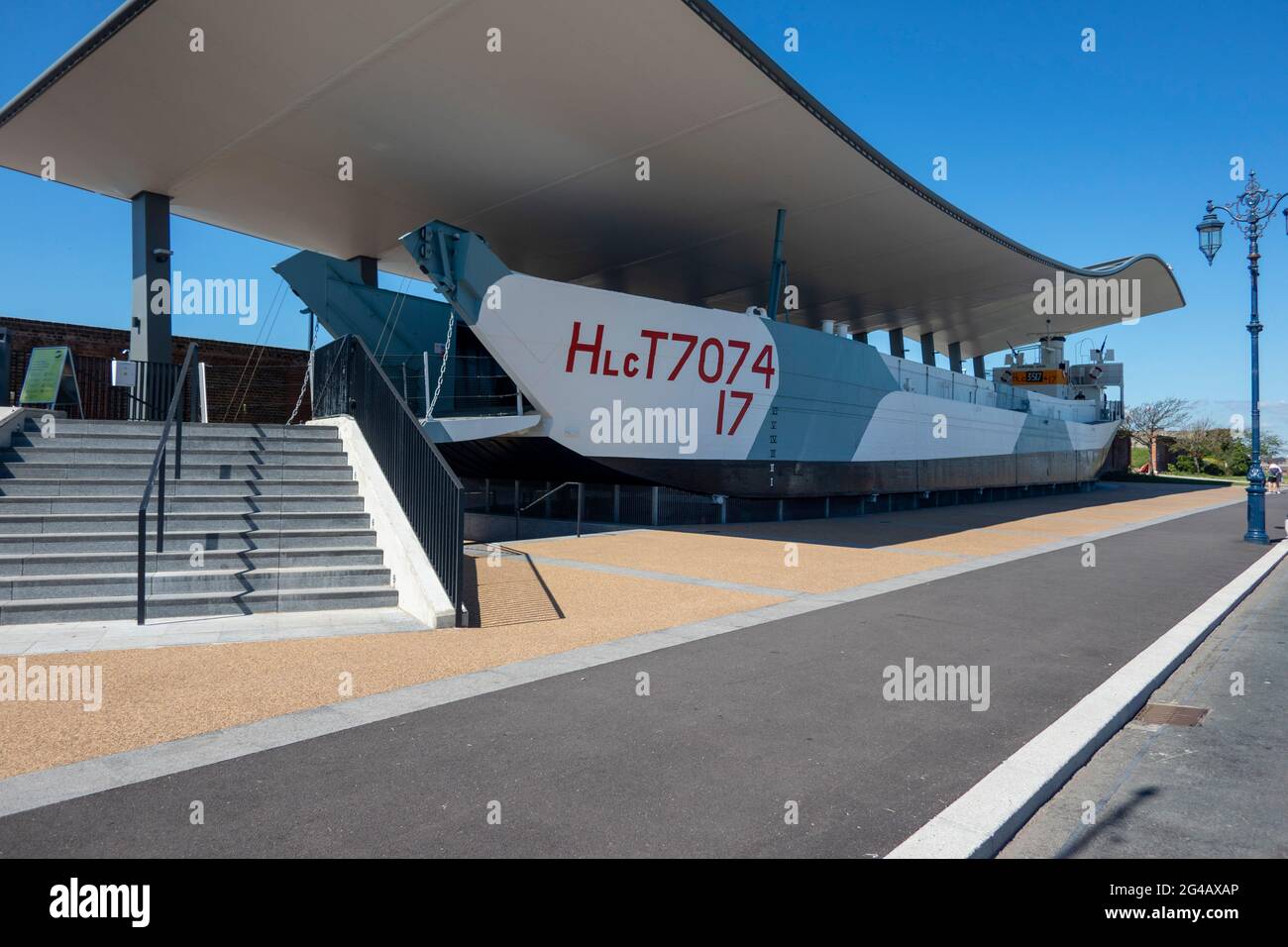 Landing Craft LCT 7074 Portsmouth Stock Photo - Alamy