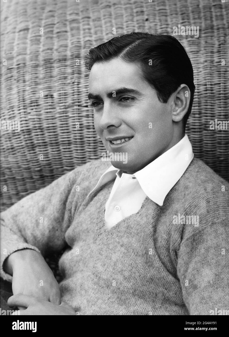1940s tyrone power Black and White Stock Photos & Images - Alamy