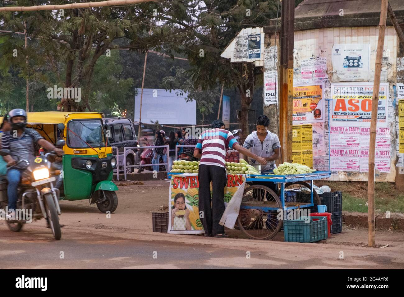 Street food india odisha hi-res stock photography and images - Alamy