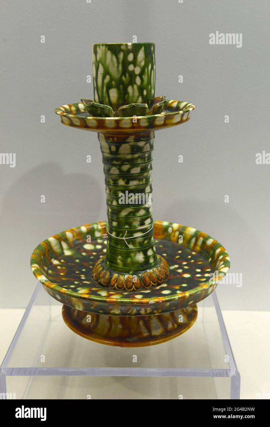 Tang dynasty three colour ceramics piece on show at the Imperial Palace ...