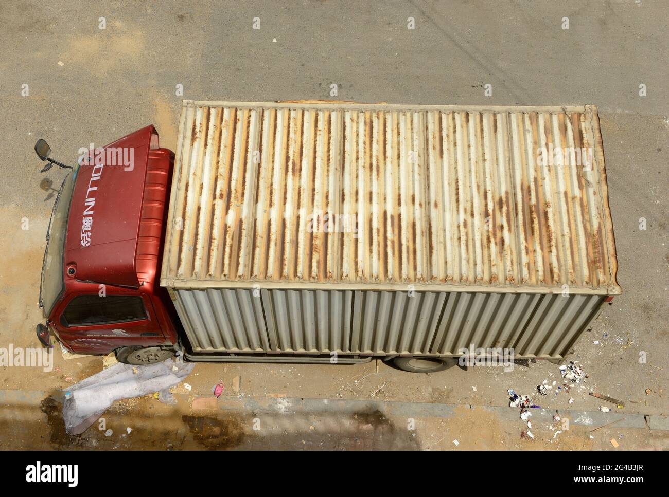 Lorry from above hi-res stock photography and images - Alamy