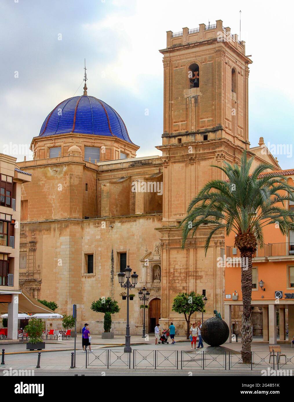 Elche art hi-res stock photography and images - Alamy