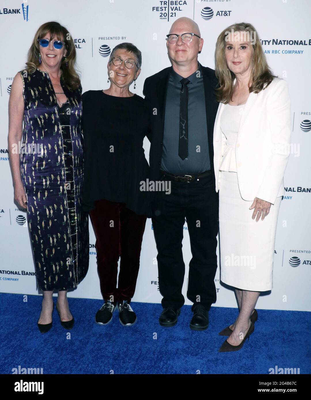 NEW YORK, NY- JUNE 19: Jane Rosenthal, Julie Reichert, Steve Bognar ...