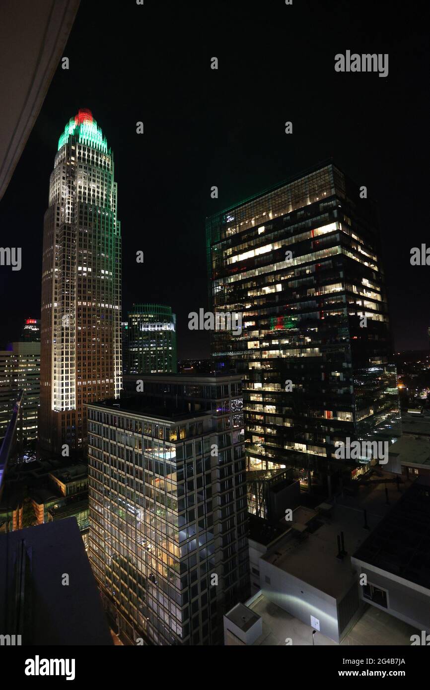 Green in downtown charlotte north hi-res stock photography and images ...