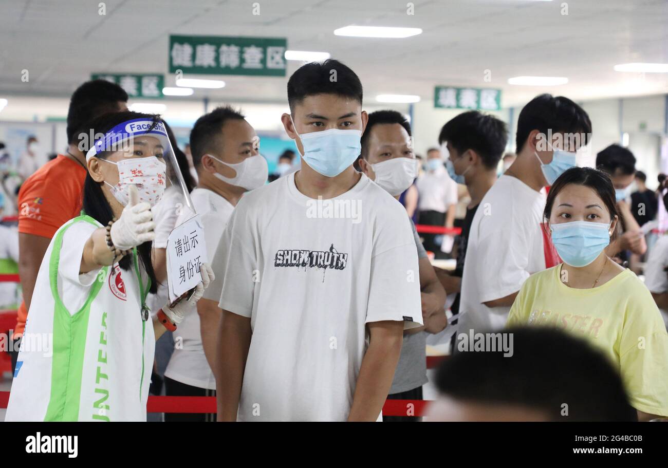 Industrial guides hi-res stock photography and images - Alamy