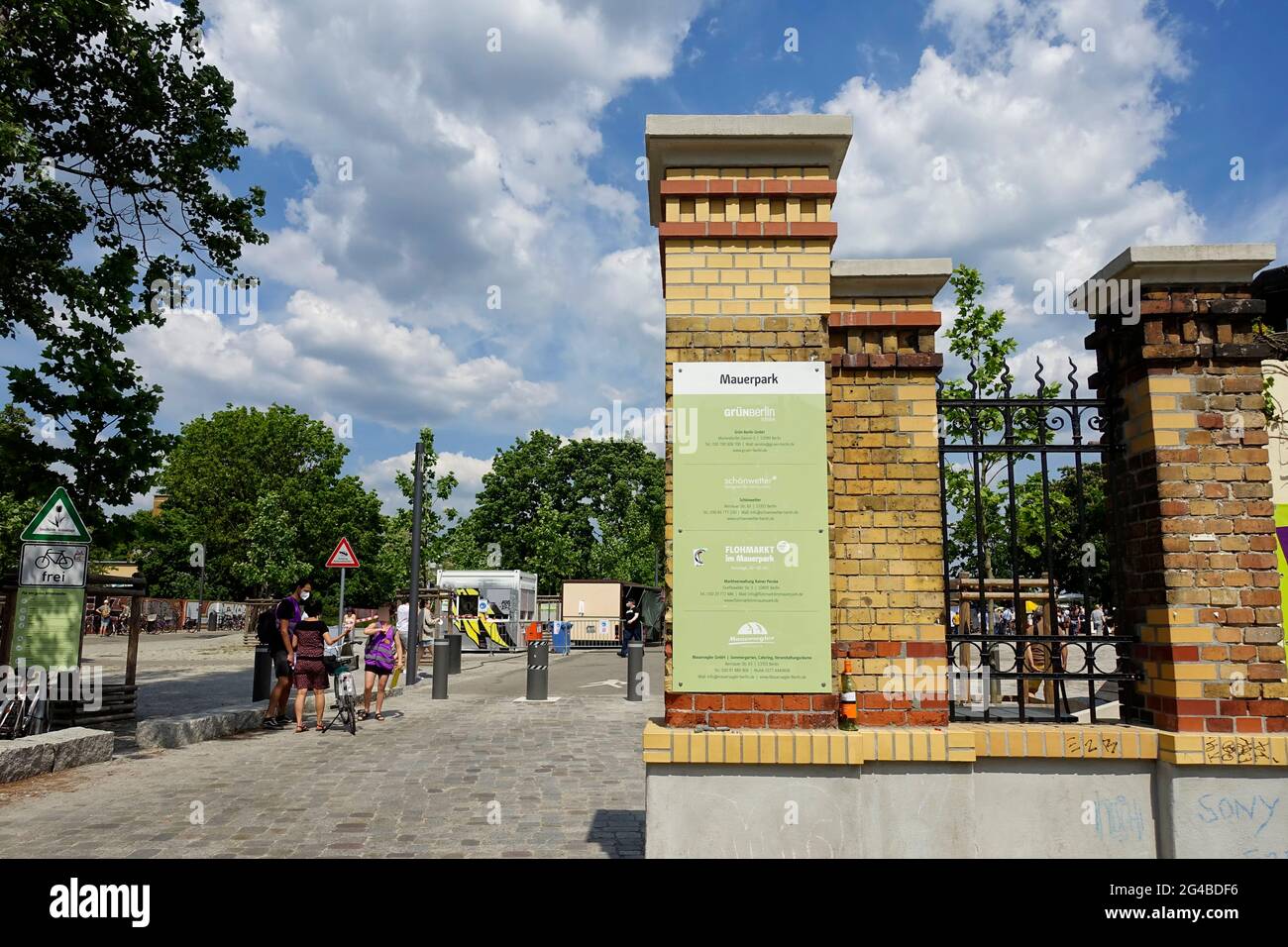 Mauerpark, public linear park in Berlin's Prenzlauer Berg district ...