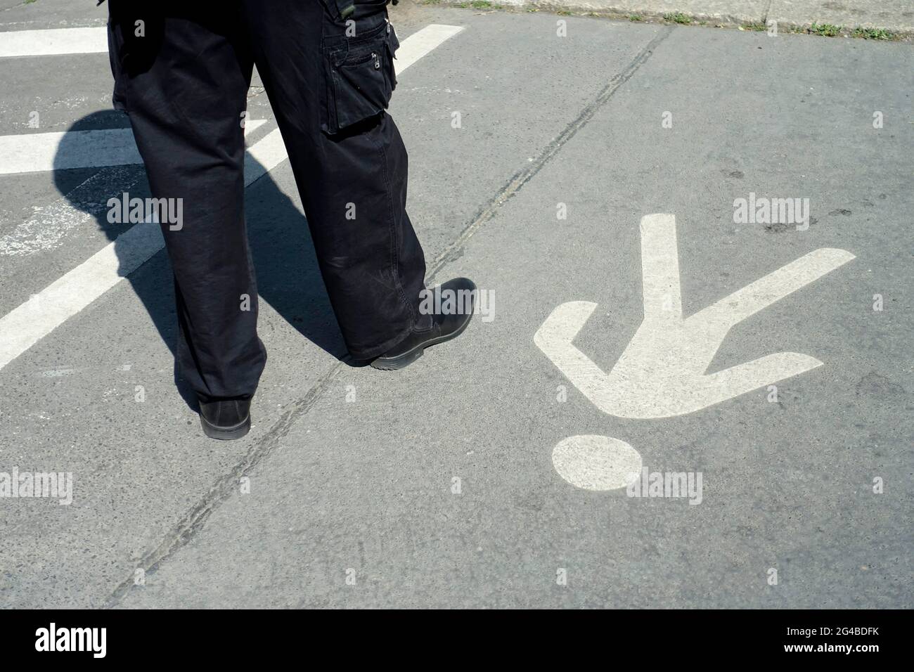 Pictogram, pedestrian crossing on a street in Berlin Stock Photo - Alamy