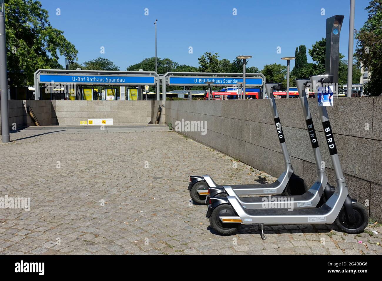 Adolescent e scooter hi-res stock photography and images - Alamy