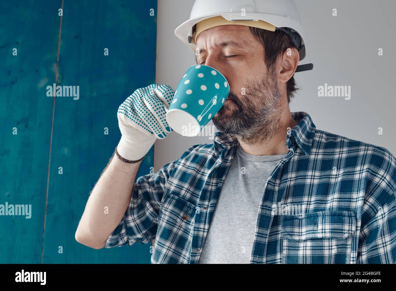 Engineer industry hi-res stock photography and images - Alamy