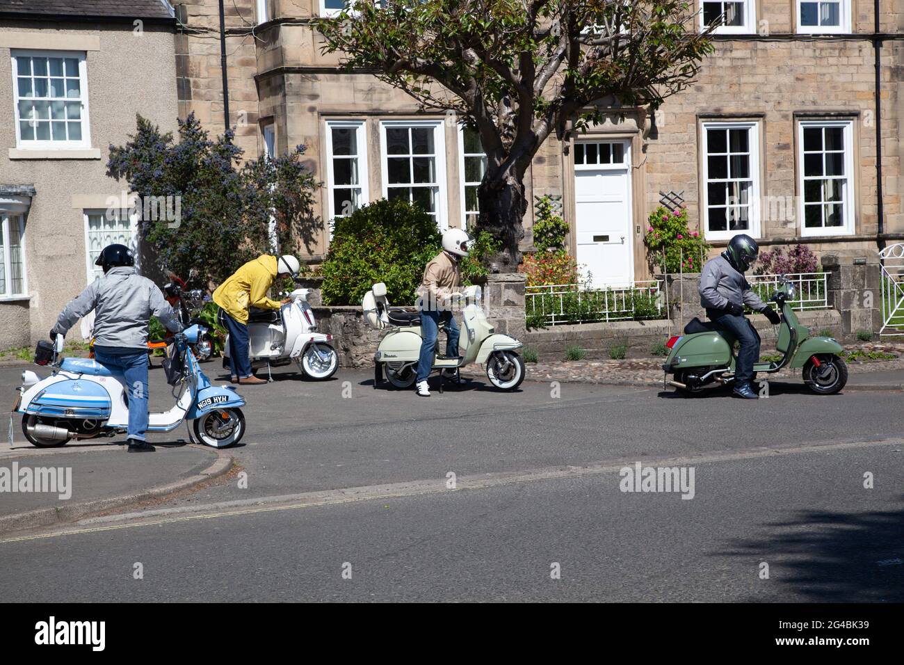 On motor scooter scooters hi-res stock photography and images - Alamy