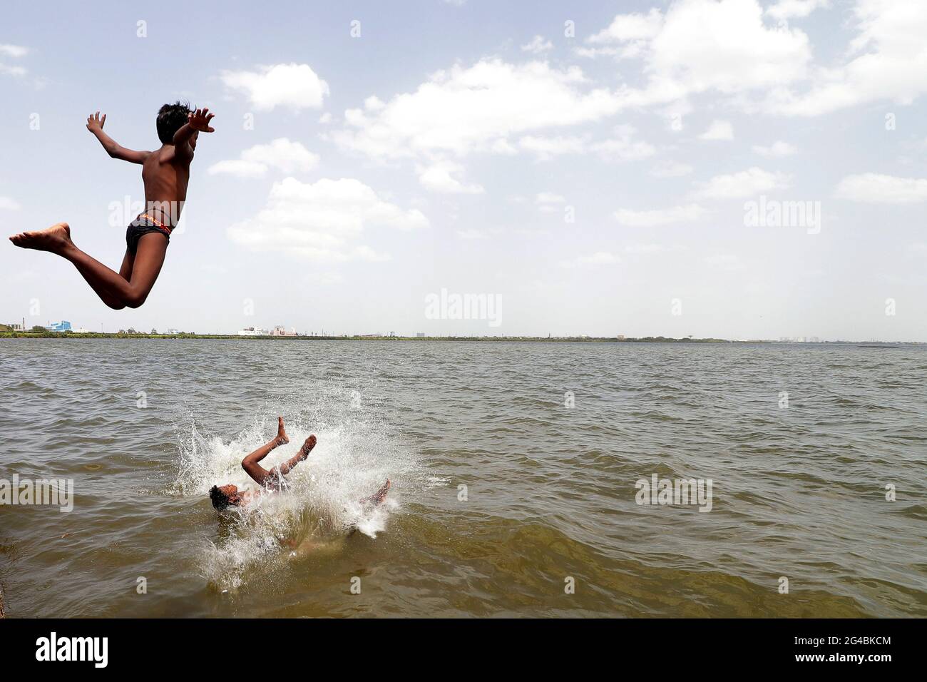 Lake5 hi-res stock photography and images - Alamy