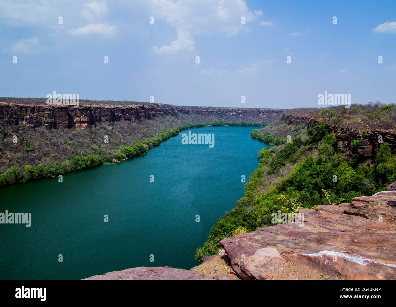 garadia mahadev horshoe bend, Rajasthan Stock Photo - Alamy