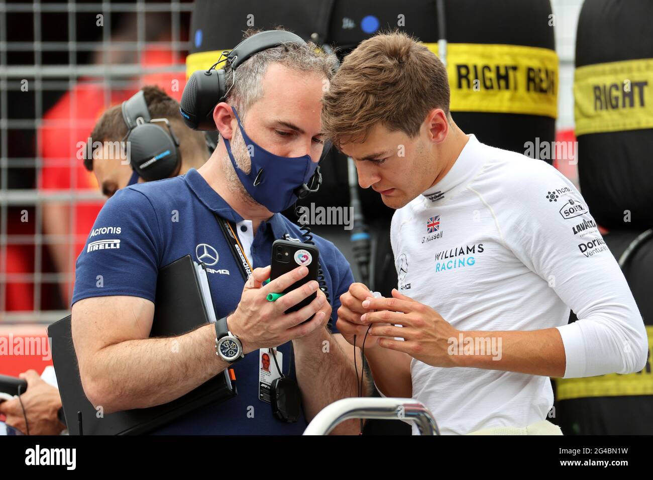 Formula 1 race engineer james hi-res stock photography and images - Alamy
