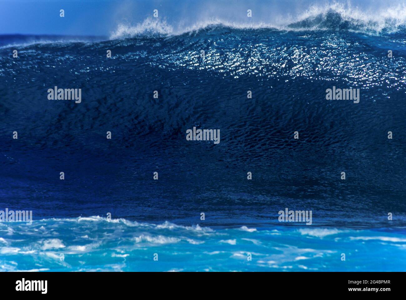 Angry wave hi-res stock photography and images - Alamy