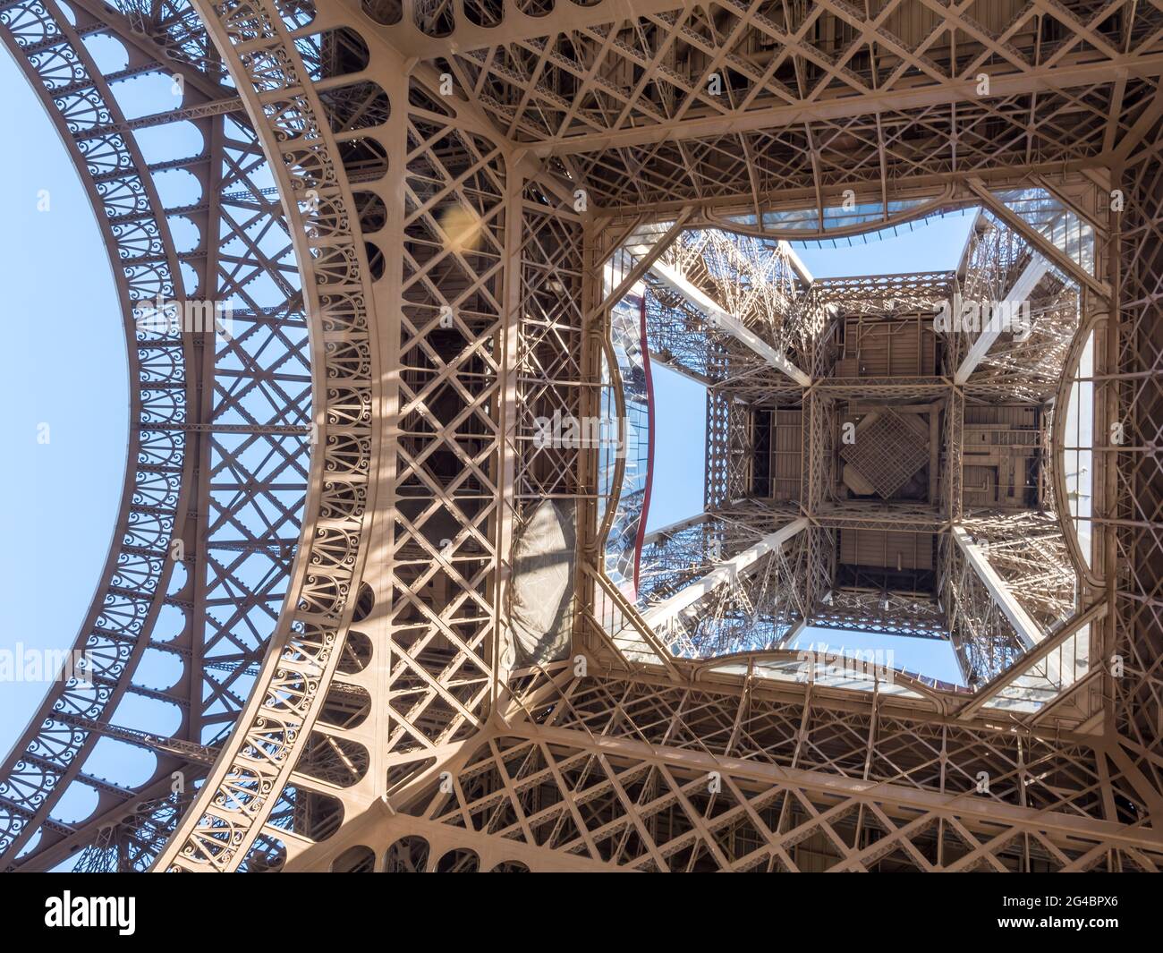 Sophisticated structure hi-res stock photography and images - Alamy