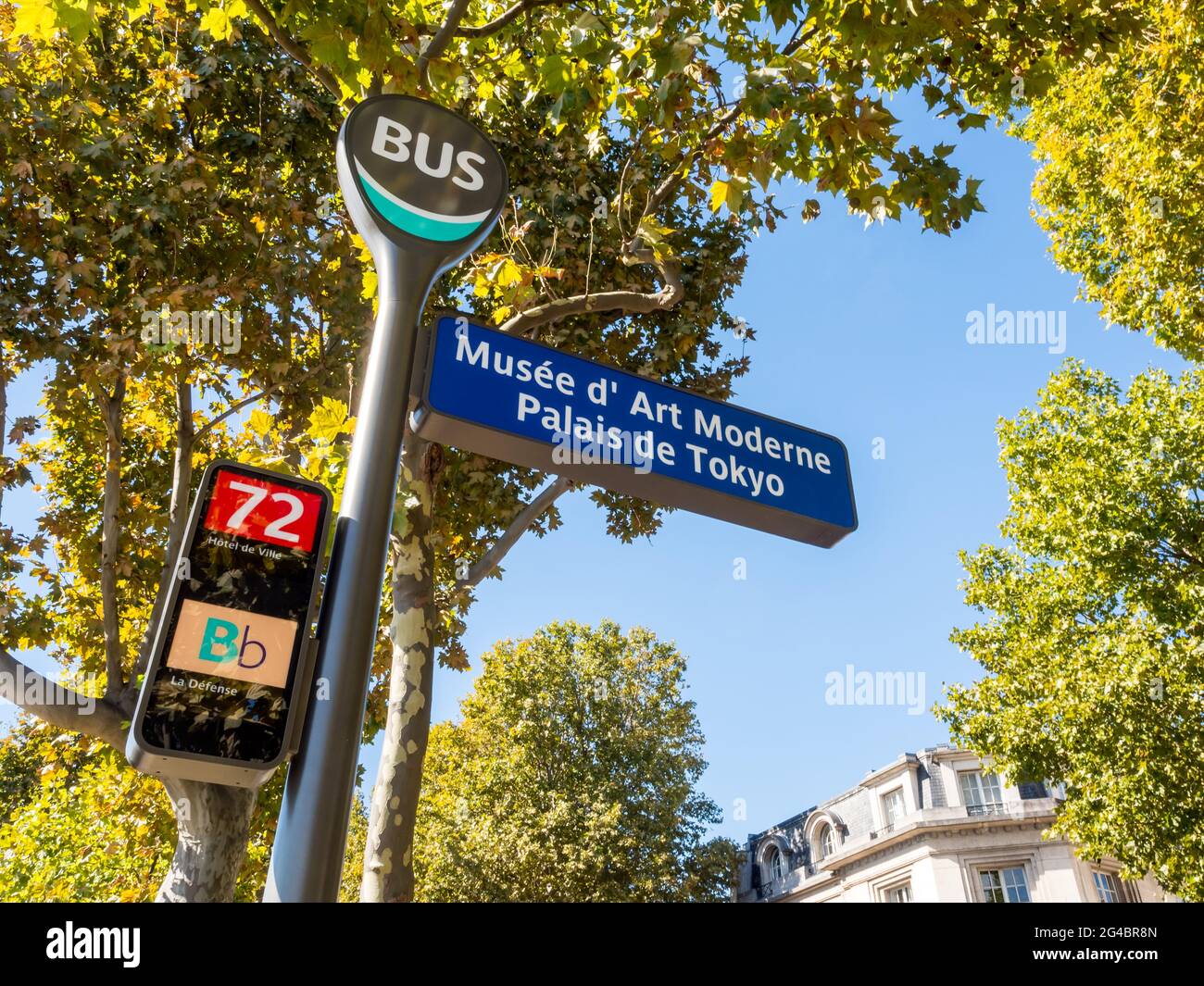 Bus stop france sign hi-res stock photography and images - Alamy