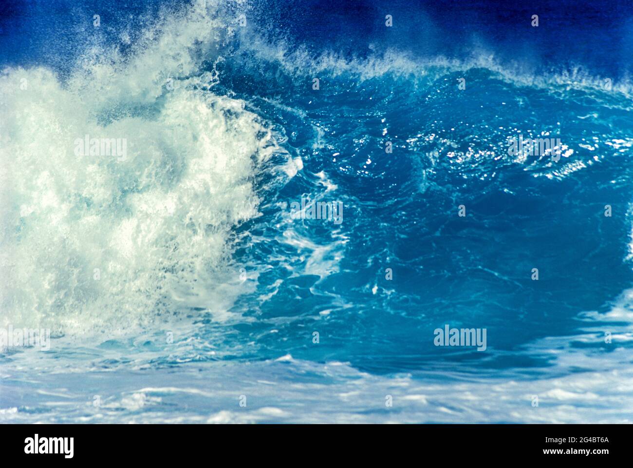 Angry wave hi-res stock photography and images - Alamy