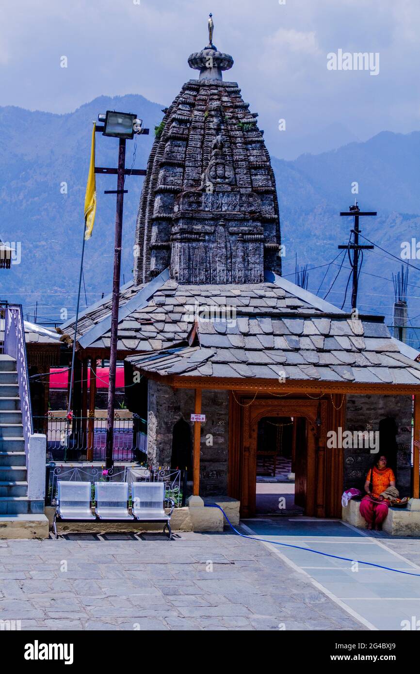 Bhima kali temple sarahan himachal hi-res stock photography and images ...