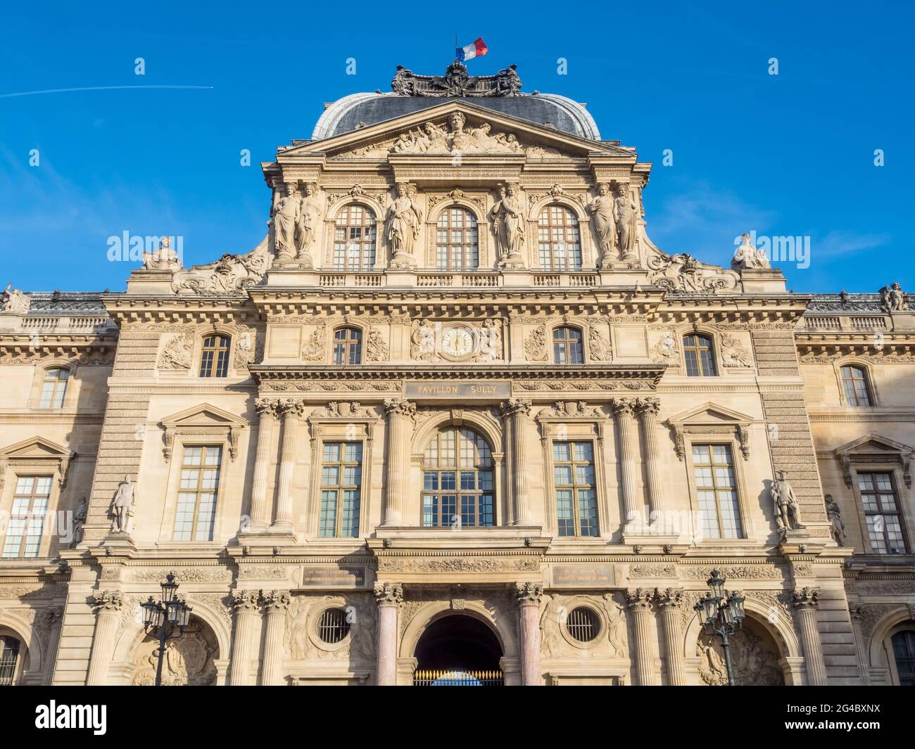 Musuem france historic hi-res stock photography and images - Alamy
