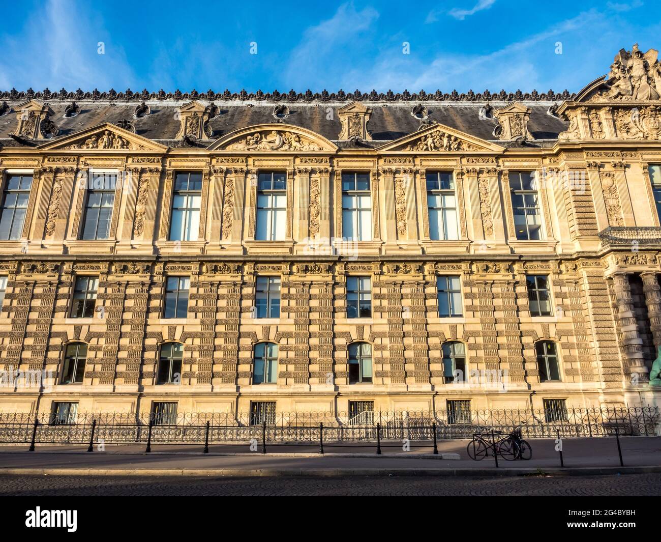 Musuem france historic hi-res stock photography and images - Alamy