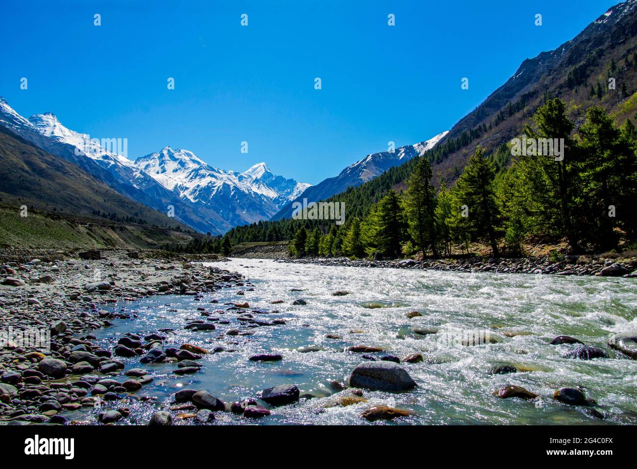 Beautiful river flowing hi-res stock photography and images - Alamy