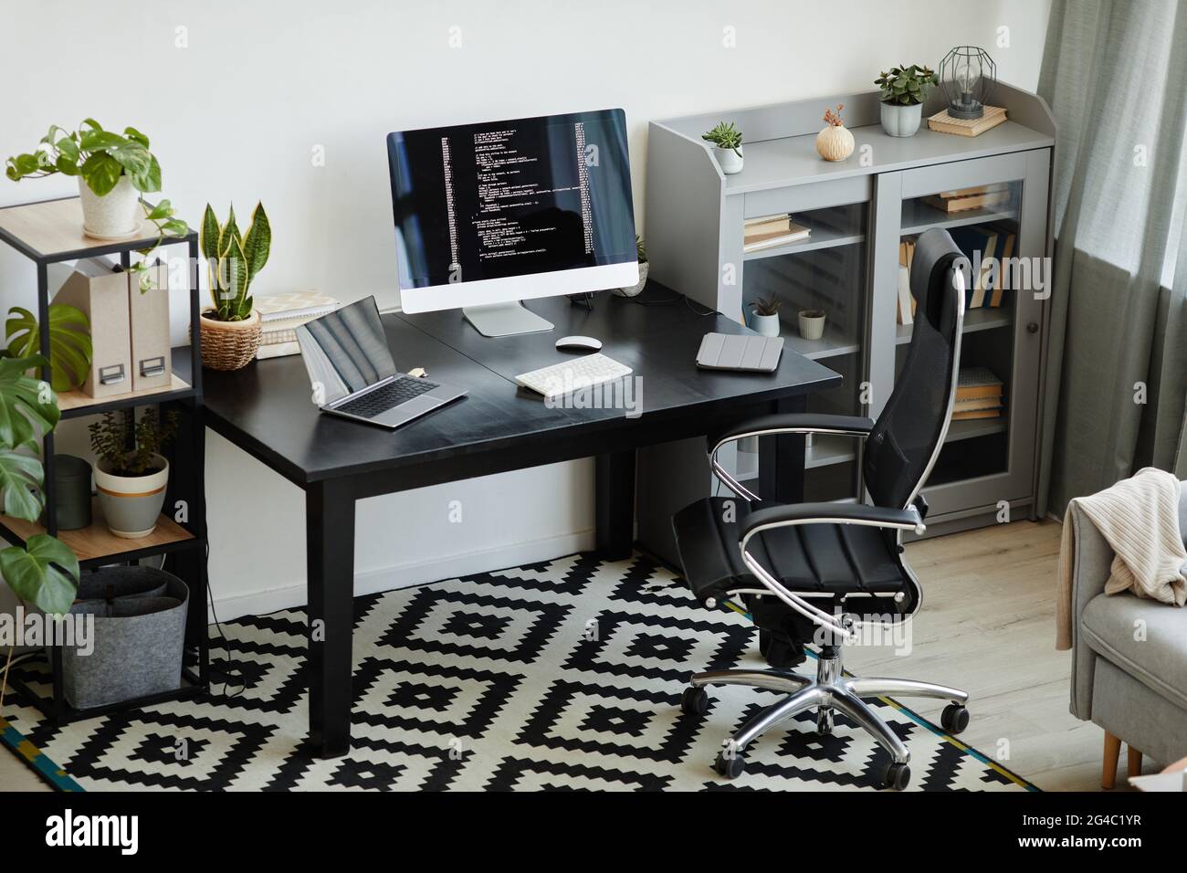 Programmer image hi-res stock photography and images - Alamy