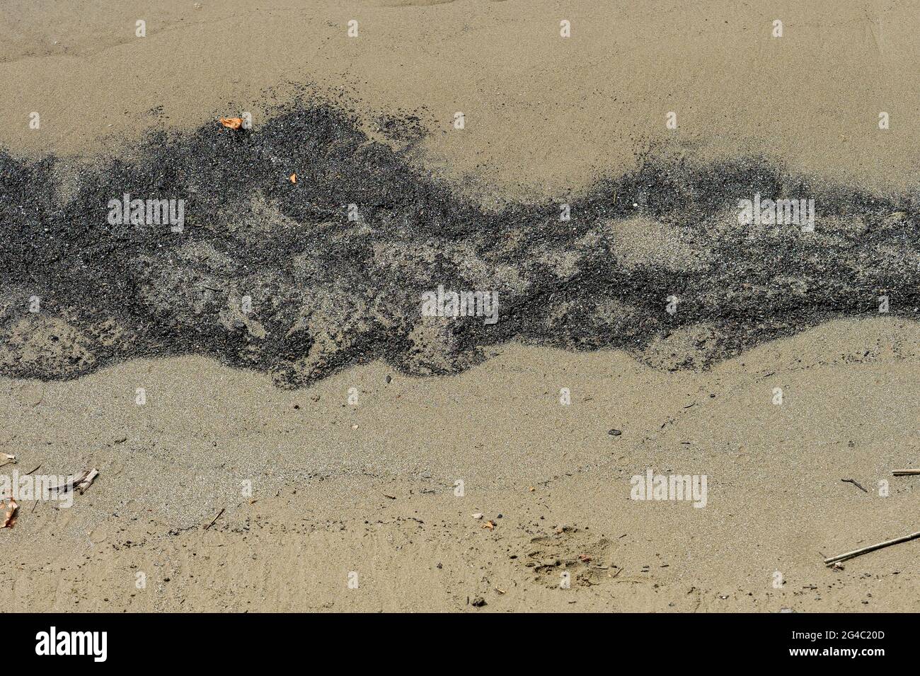Polluted waters of the river Rhone, Tain l'Hermitage, Drôme, Rhône ...