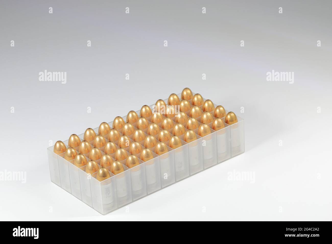 Full metal jacket shot hi-res stock photography and images - Alamy