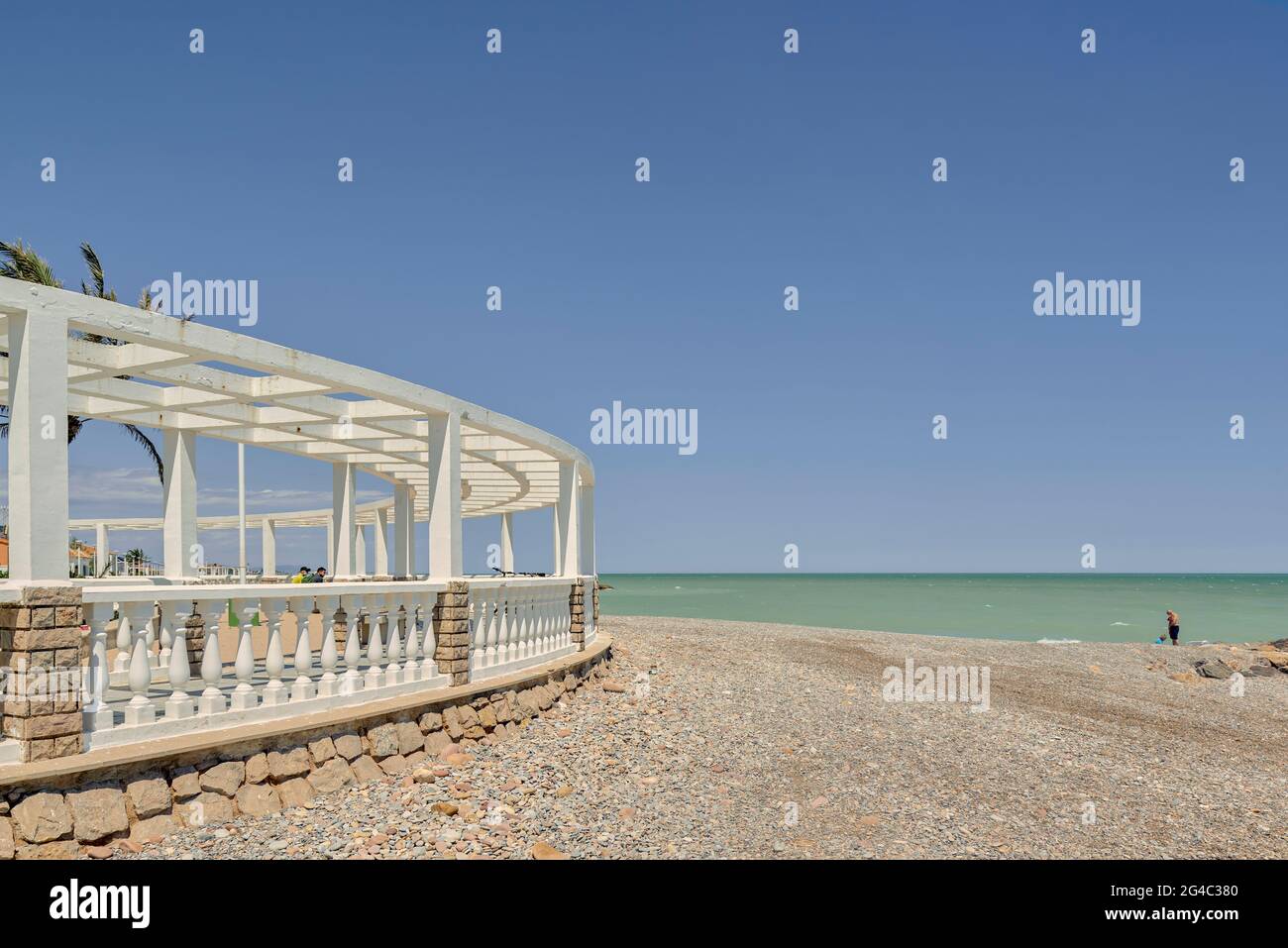 White columns beach hi-res stock photography and images - Alamy