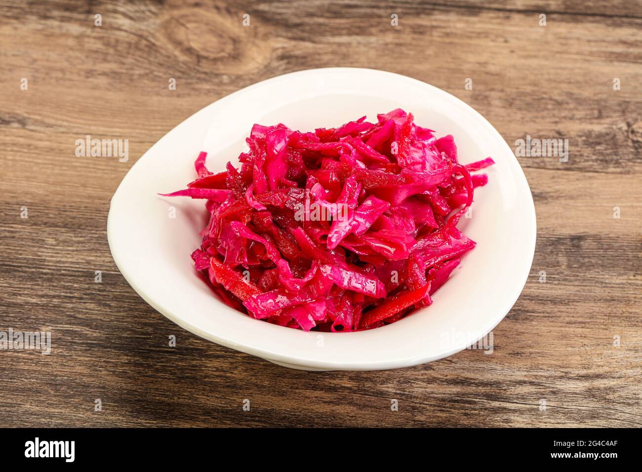 Marinated red cabbage with beetroot in the bowl Stock Photo - Alamy