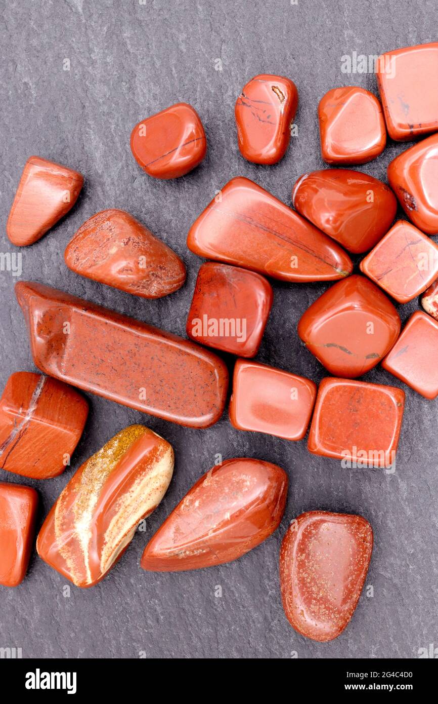 Dark brown jasper hi-res stock photography and images - Alamy
