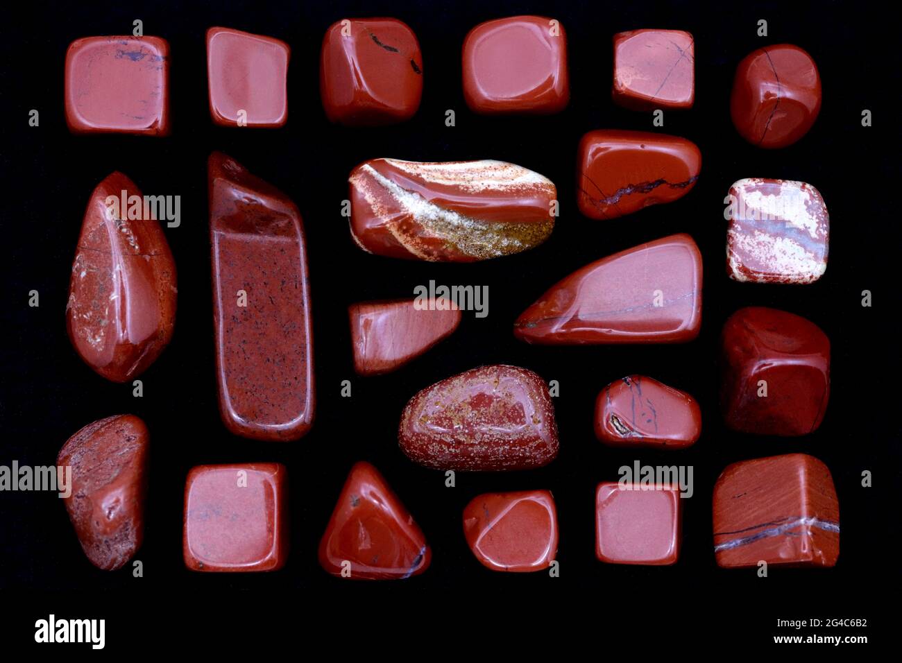 Dark red stones hi-res stock photography and images - Alamy