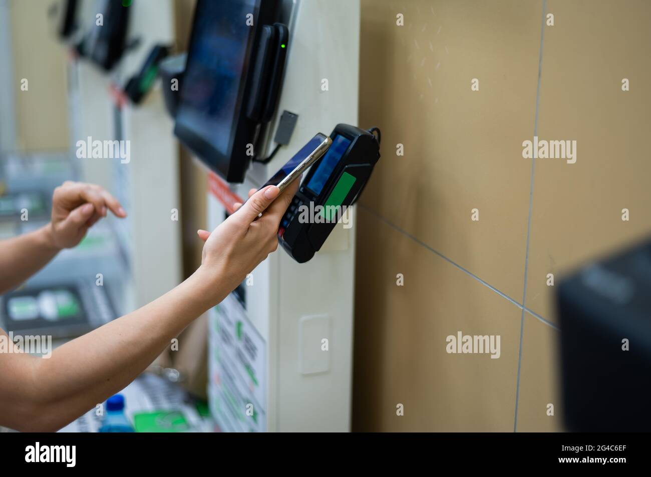 Self Checkout High Resolution Stock Photography and Images - Alamy