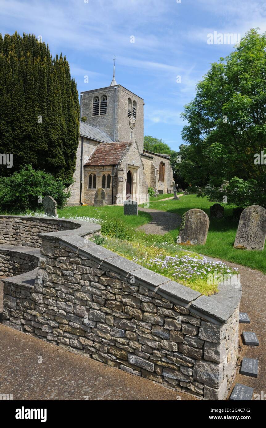 St Peter's Church, Thurleigh, Bedfordshire Stock Photo - Alamy