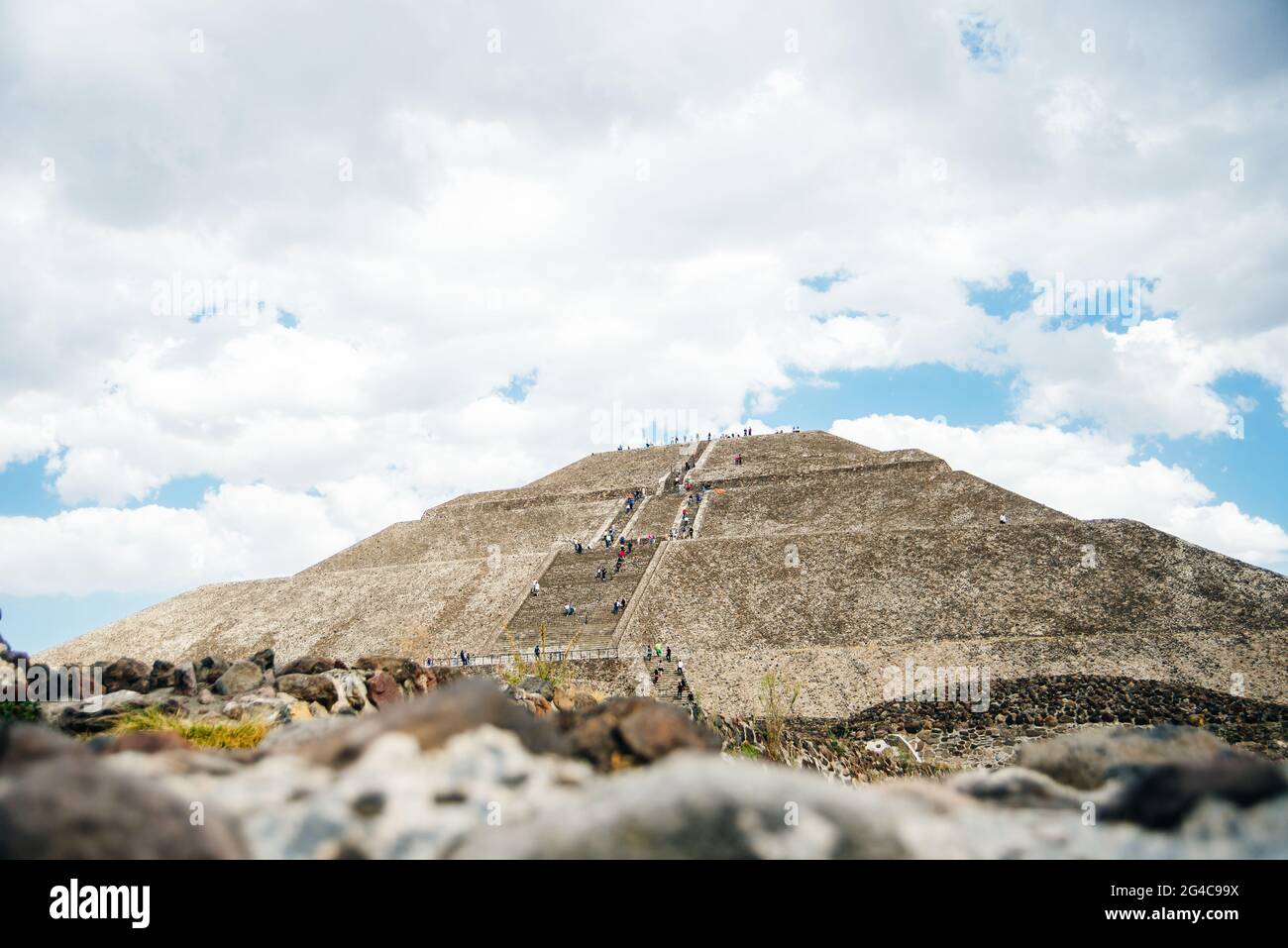 Sun piramid - view from Moon piramid in Teothuacan, Mexico Stock Photo ...
