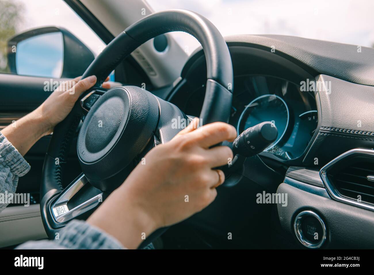 woman driving car view from inside no face road trip Stock Photo - Alamy