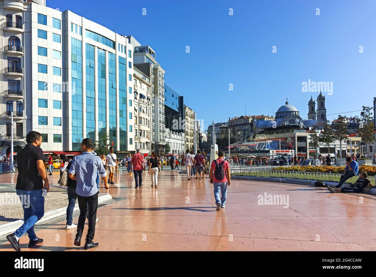 Dolapdere beyoglu istanbul turkey hi-res stock photography and images ...