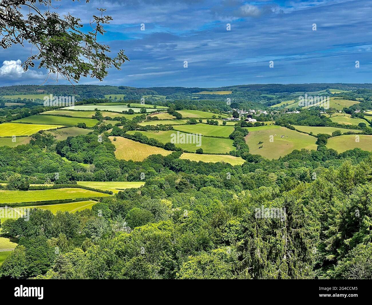 Aerial views of uk fields hi-res stock photography and images - Alamy