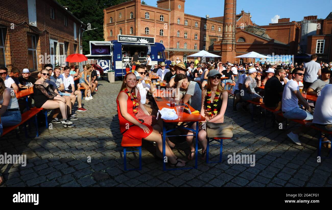 Public Viewing UEFA EM 2021 Portugal gegen Deutschland Kulturbrauerei ...