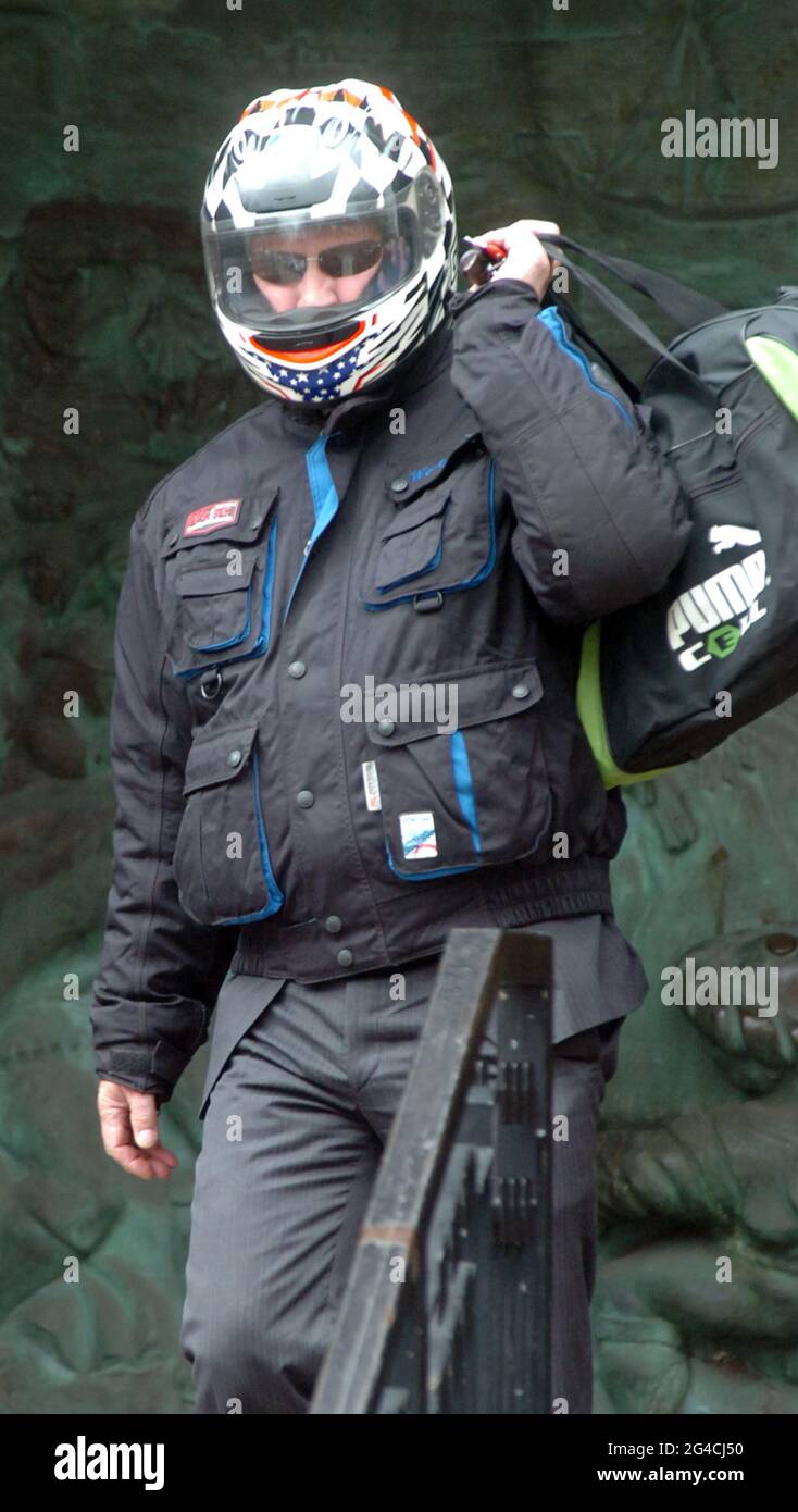 MARRIED IT TEACHER NEALE GORDON LEAVES PORTSMOUTH CROWN COURT WHERE HE ...