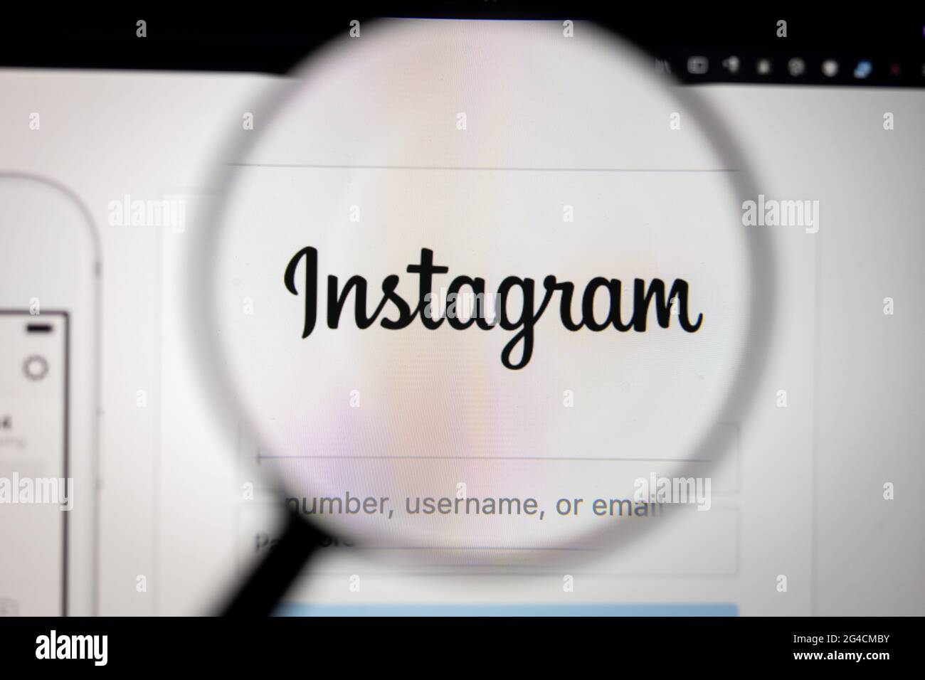 Instagram logo symbol hi-res stock photography and images - Alamy