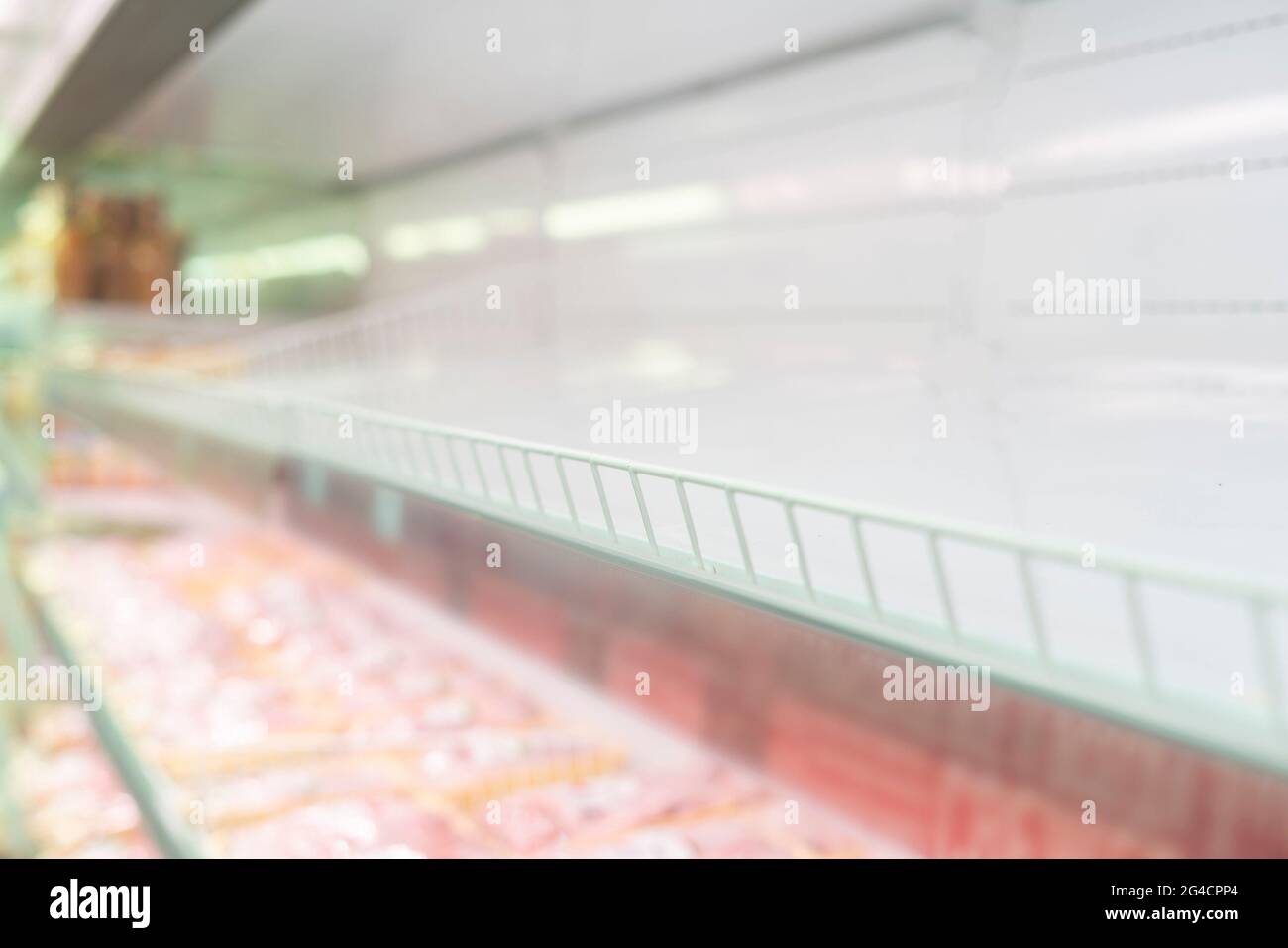 empty grocery store shelves, no food, crisis problems Stock Photo - Alamy