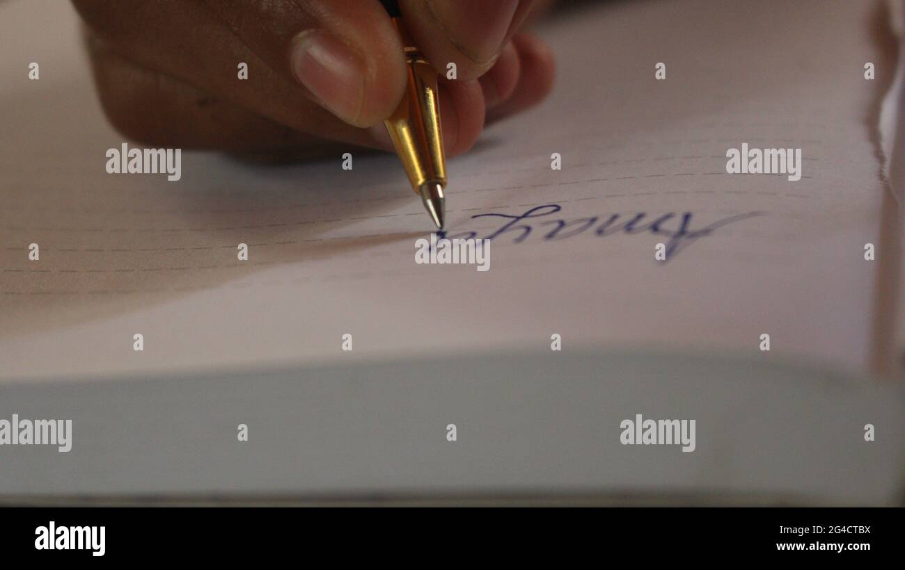 Cursive letters hi-res stock photography and images - Alamy