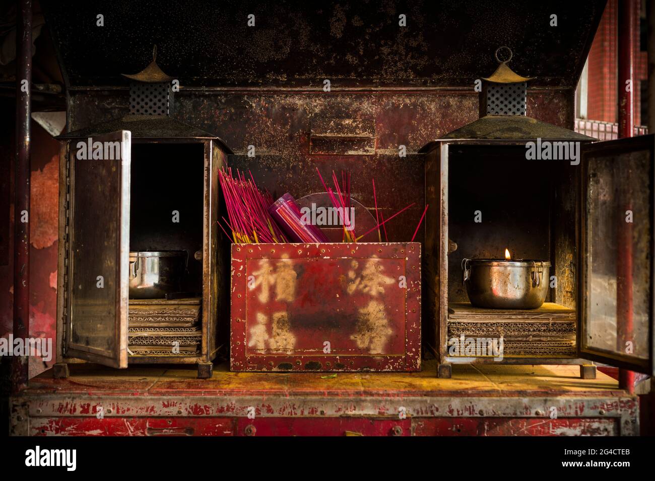 Repulse bay flame tree hi-res stock photography and images - Alamy Repulse bay flame tree hi-res stock photography and images - Alamy